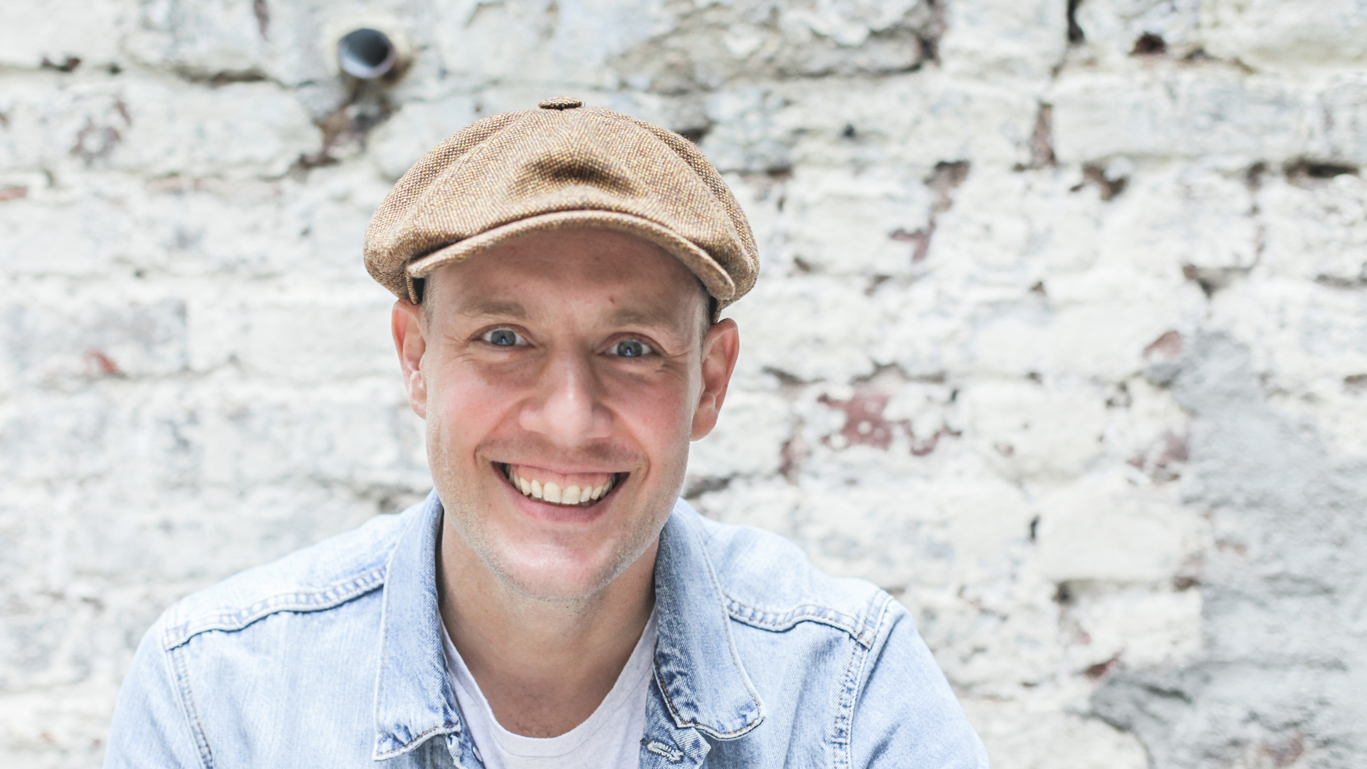 Oli.P steigt mit „Alles Gute“ auf Platz 9 der Albumcharts ein – Telamo