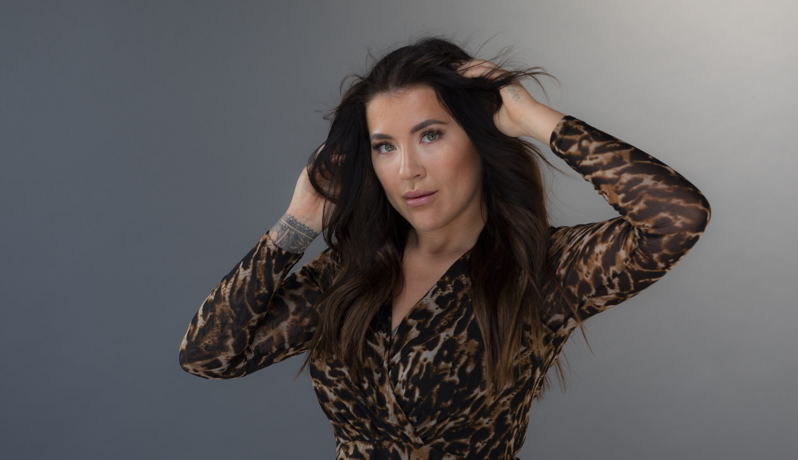 Eleyna veröffentlicht ihre Single „Ich bin wieder am Start“ am 31. Juli ...